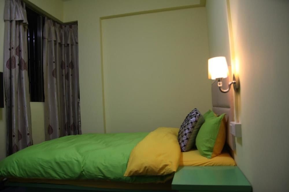 Guangzhou Secai Inn Flagship Store 1*, (Гуанчжоу) , цены на номера от 3524 руб, отзывы, фото ...