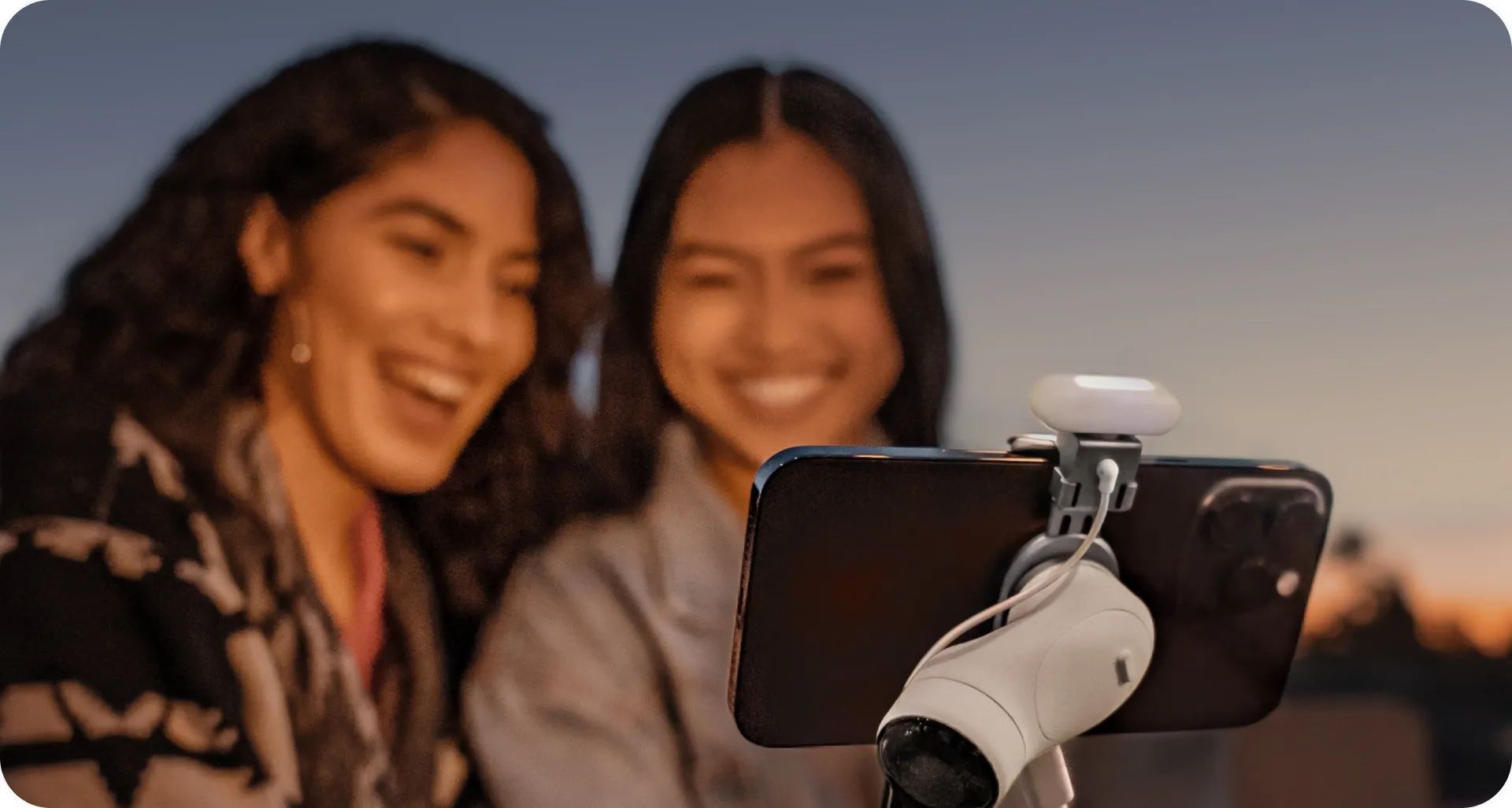 Insta360 Flow Spotlight - компактный внешний LED-осветитель - купить с ...