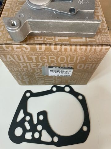 Помпа насос водяной Рено логан Лада ларгуc 16кл.Сандеро оригинал арт ...