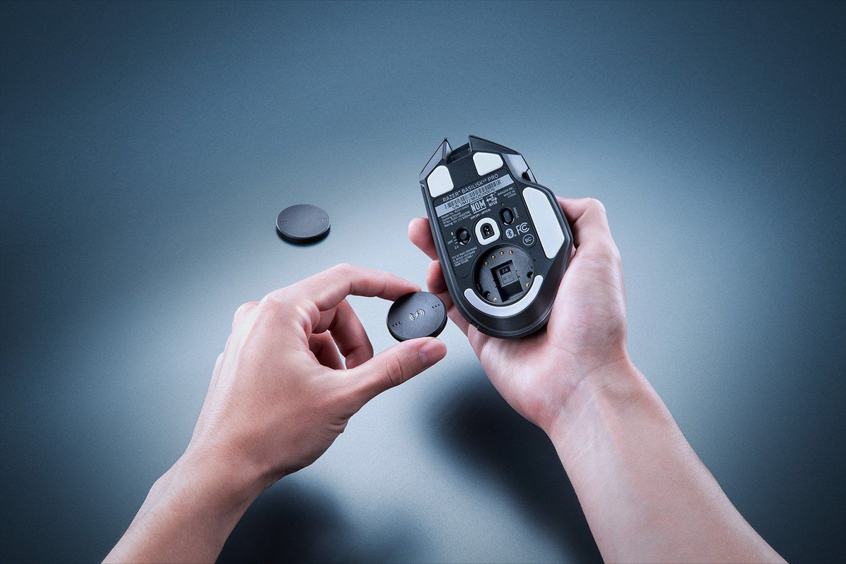 Беспроводная док-станция с приемником Razer Mouse Dock Pro + Wireless Charging Puck Bundle ...