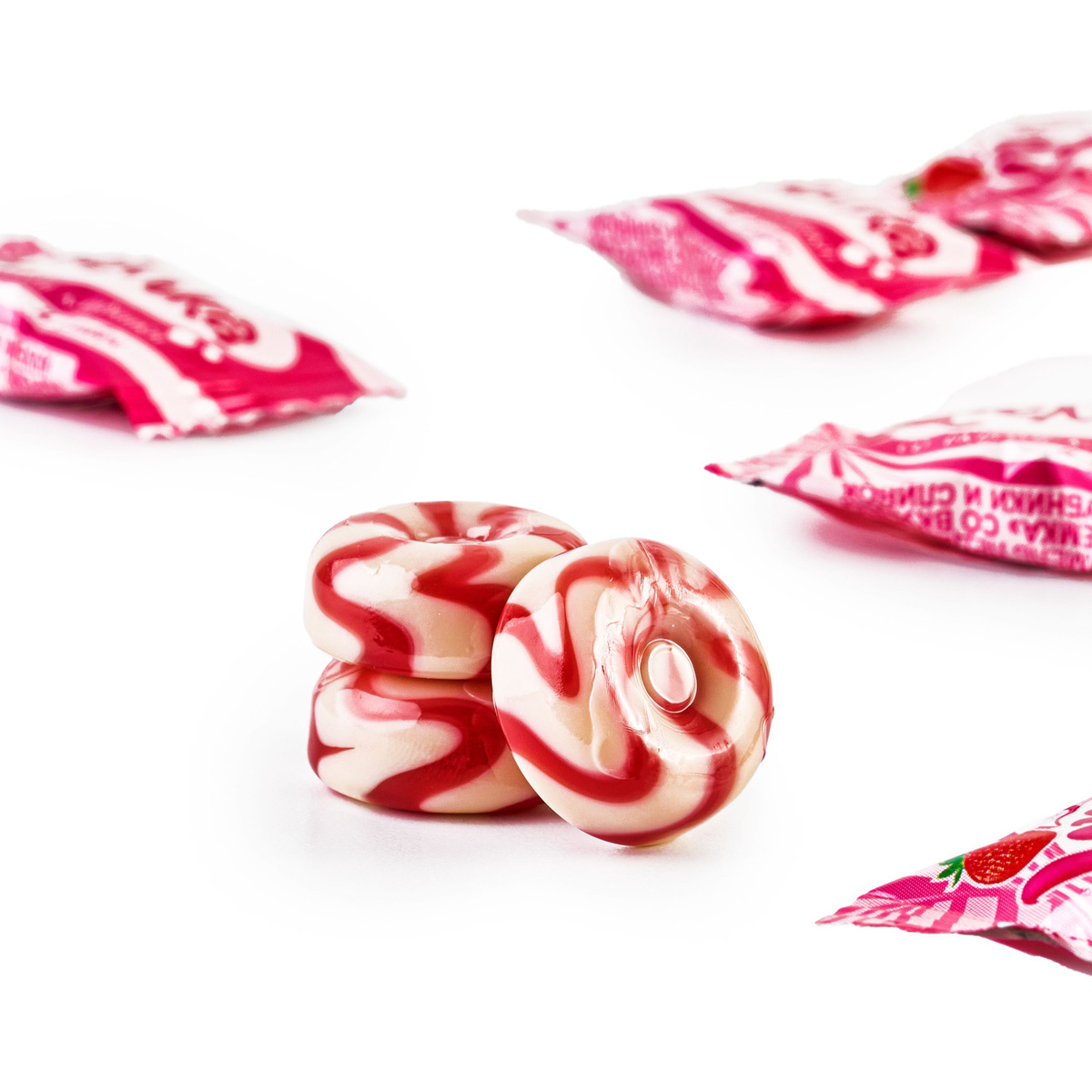 KDV Конфеты Карамель Кремка леденцовая со вкусом клубники и сливок, 1 кг купить на OZON по ...