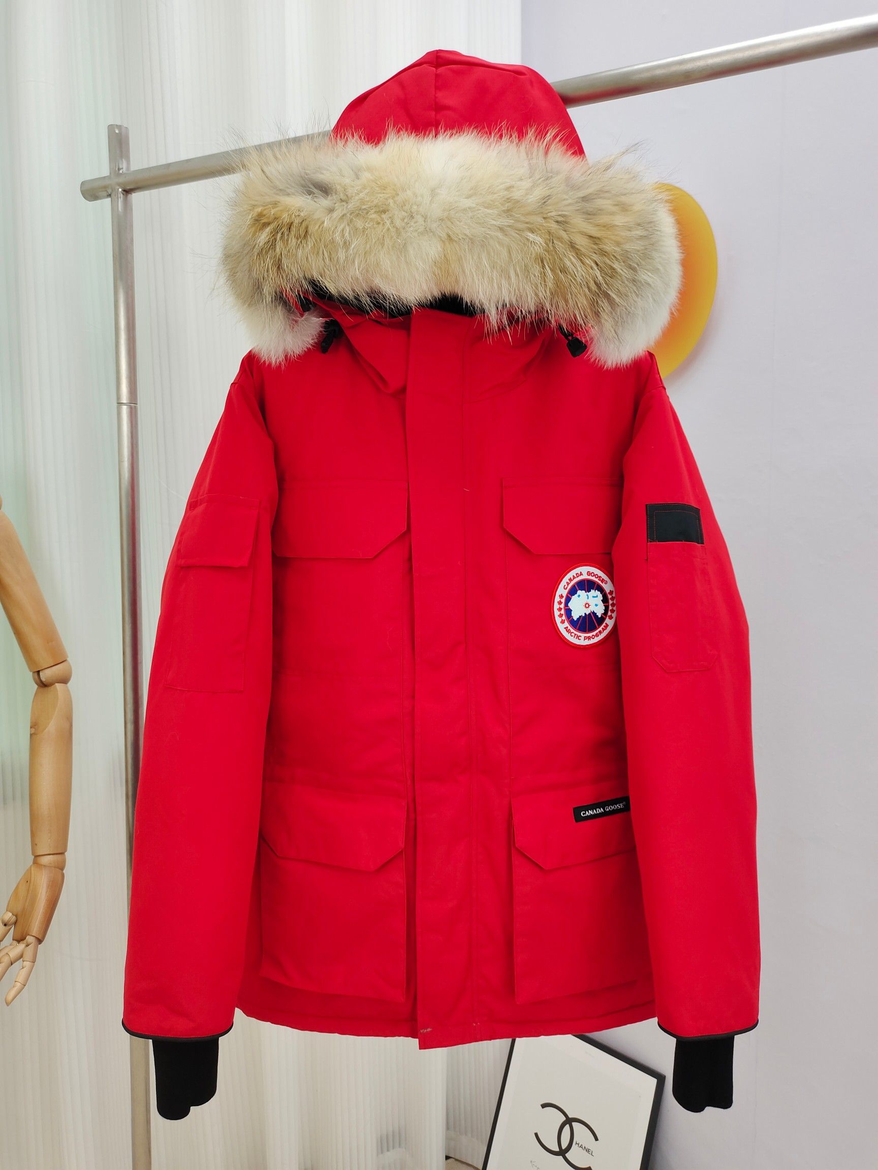 Парка Женский, Мужской CANADA GOOSE Съемные рукава, Значки красный ...