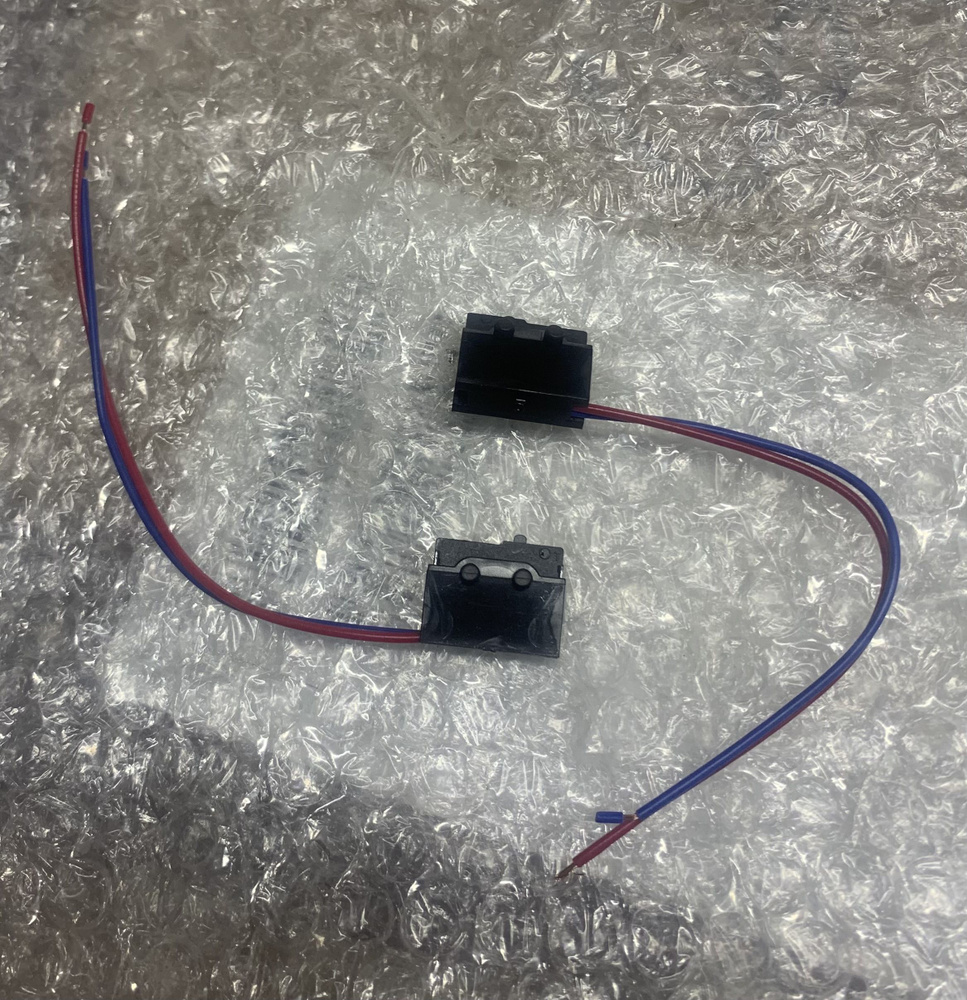 Микропереключатели замков передних дверей левый правый VAG аналог ...