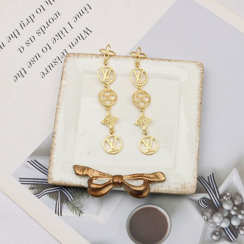 Louis Vuitton Серьги кольца купить на OZON по низкой цене (2308193733)