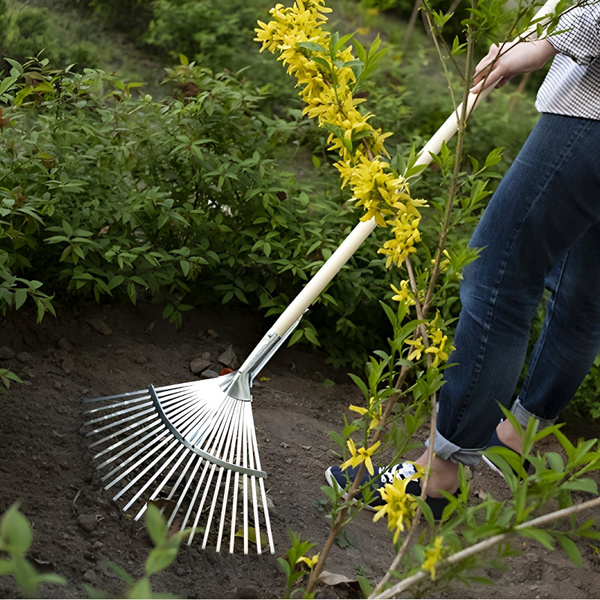Грабли веерные регулируемые Plantic PRO 33380-01 купить на OZON по низкой цене (1525976798)