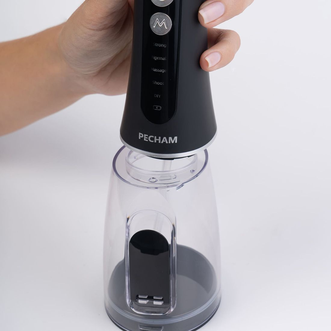 Ирригатор для полости рта портативный PECHAM Trip PC-117 черный для отбеливания зубов 5 режимов ...