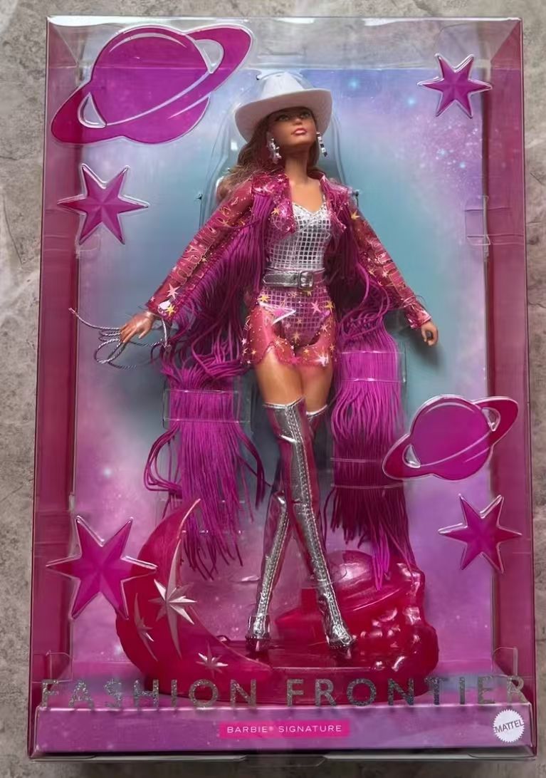 Barbie,Распроданная коллекционная кукла (подарок) купить на OZON по ...