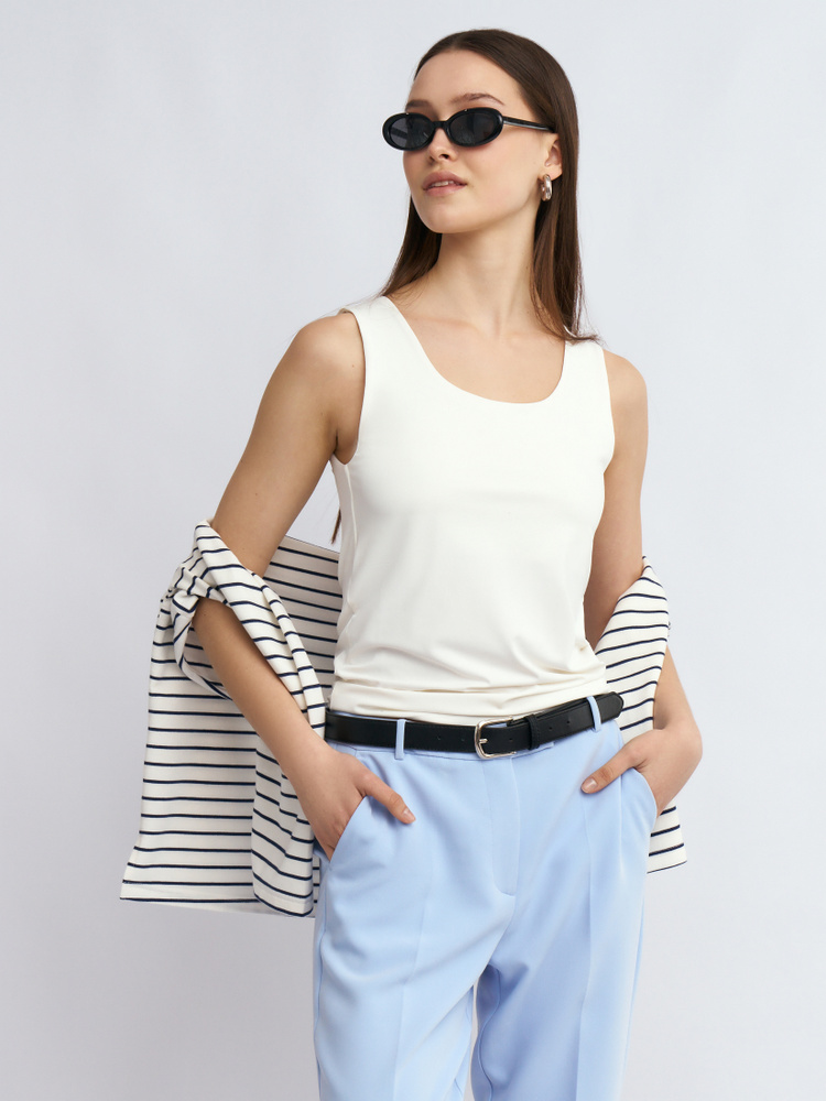 Топ Женский Zolla слоновая кость, размер 48 Полиэстер, Эластан Без рукавов Повседневный Китай ...