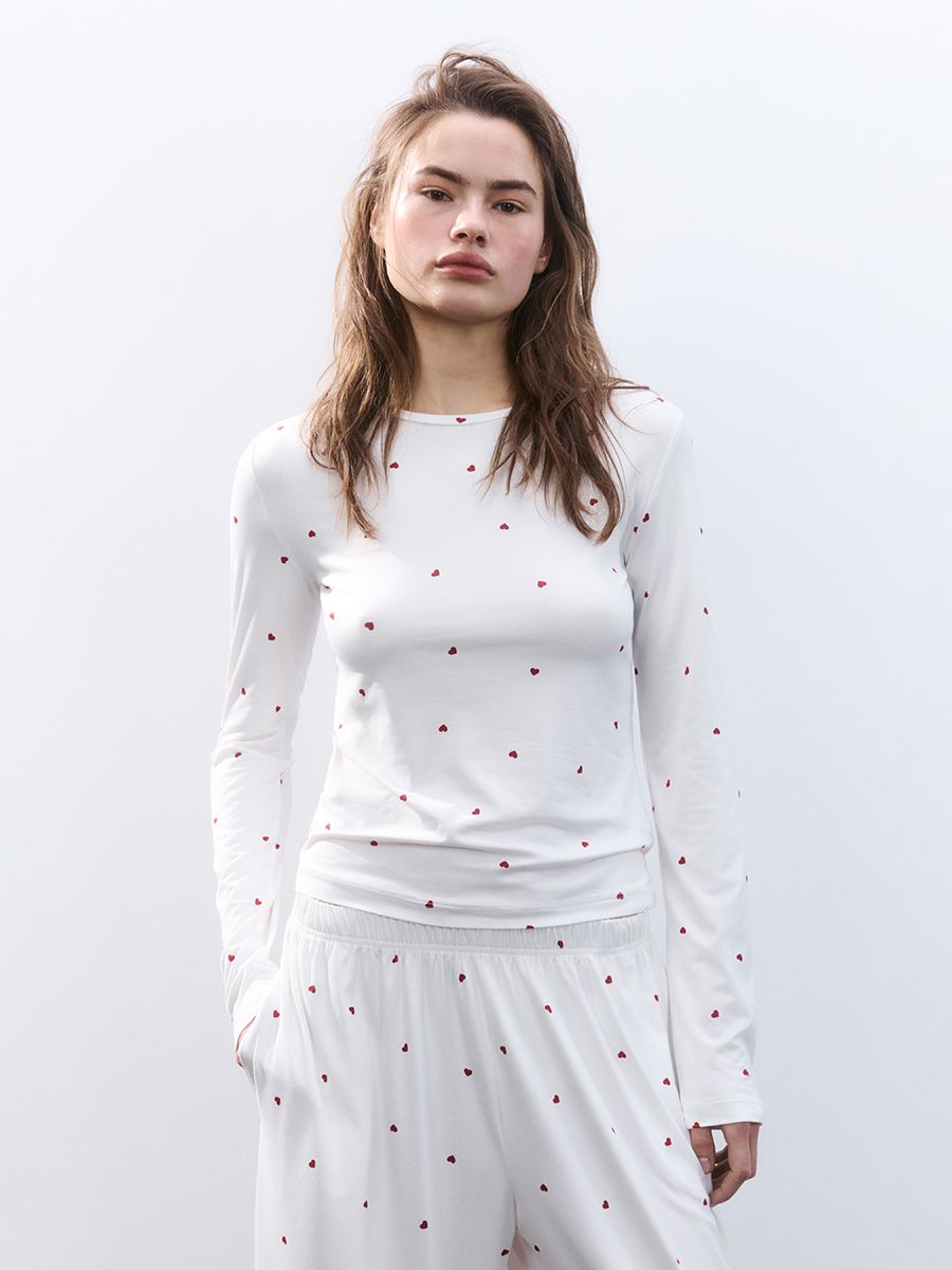 Лонгслив Женский Befree красный Длинный, размер 50 Трикотаж приталенный Однотонный Домашний ...