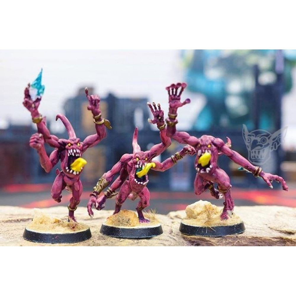 Миниатюра Warhammer 40000. Chaos Daemons. Пурпурные / Magenta ...