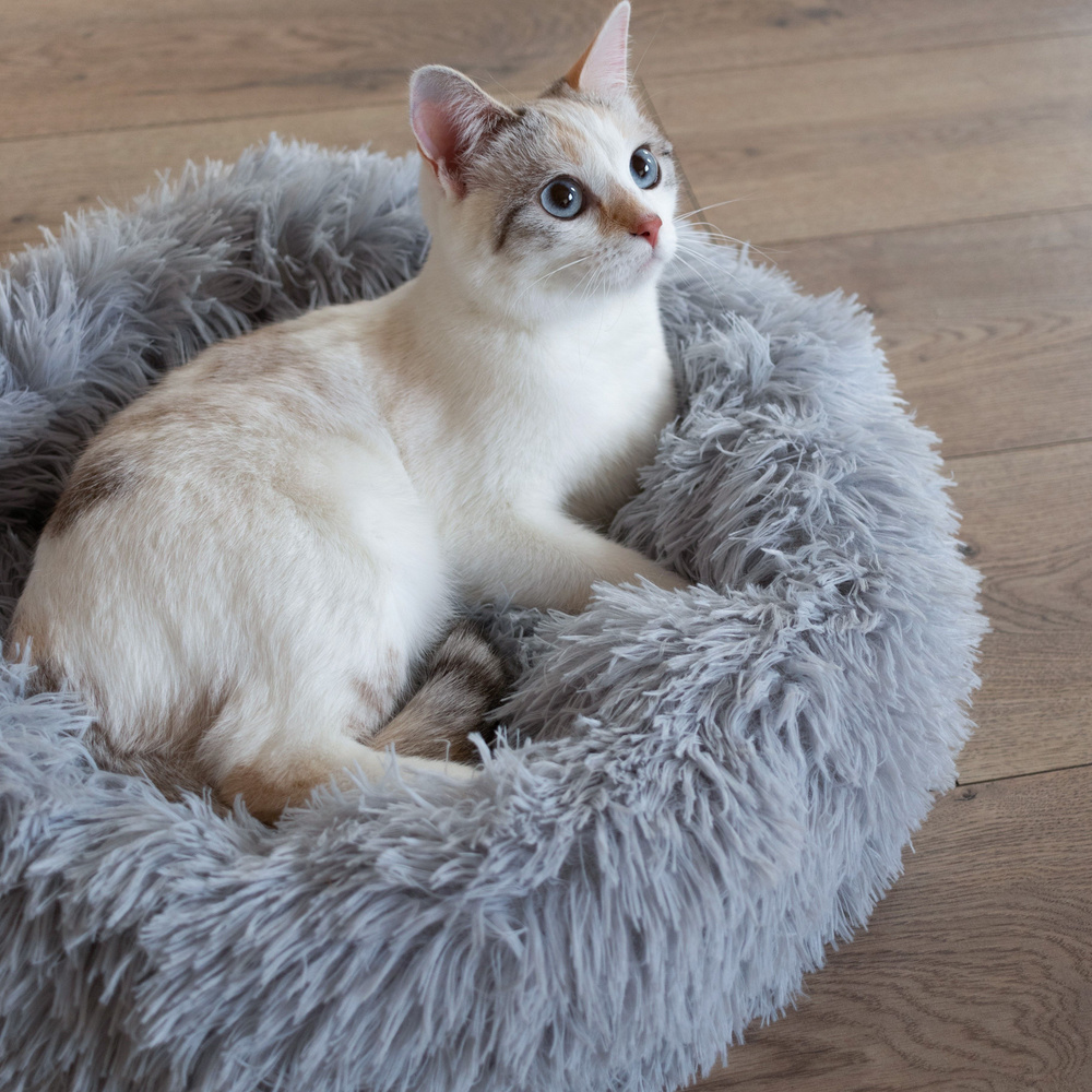 Лежанка для кошек круглая меховая BARQ Plush, XS (40 см), серая купить ...