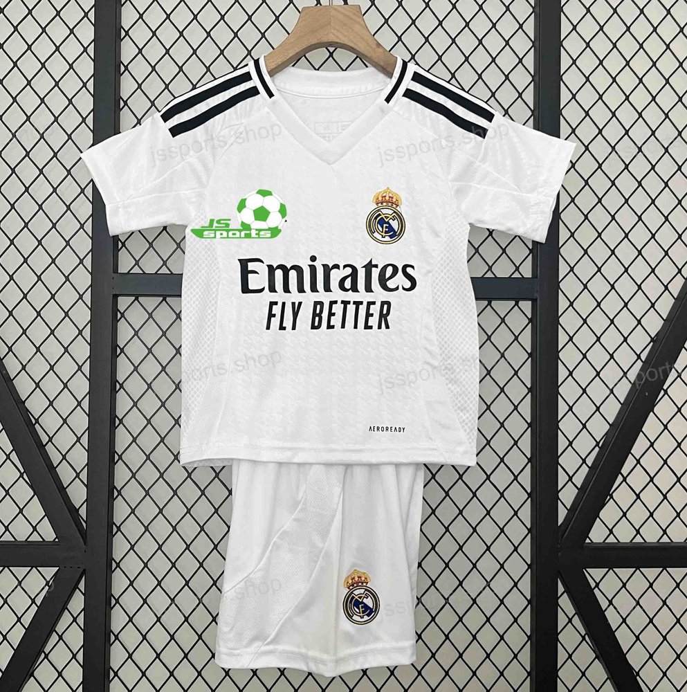 Форма футбольная - купить с доставкой по выгодным ценам в интернет ...