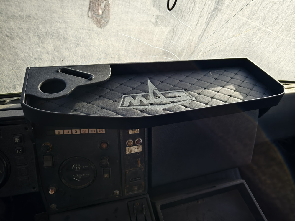 Полка на МАЗ 5516 5551 черный купить c доставкой на OZON по низкой цене (2569051422)