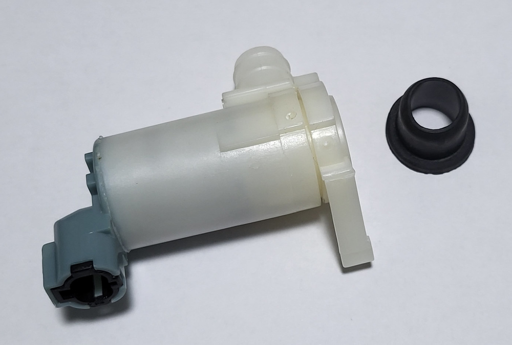 Мотор (насос) омывателя Nissan 28920-3Z000 289203Z000 H03Z000 купить на ...