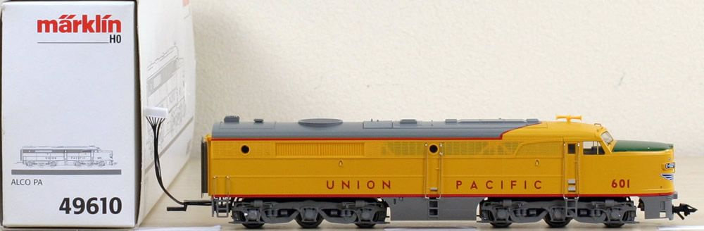 Тепловоз для двойной тяги Alco PA 600 Union Pacific купить на OZON по ...