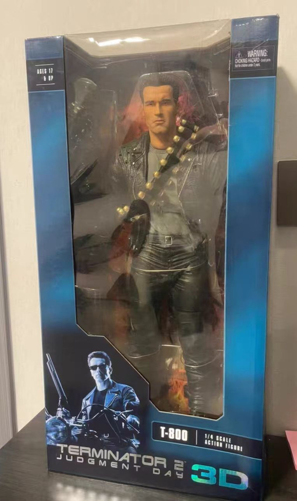 NECA,Terminator 2 Judgment Day 3D - T-800,Очень стоит коллекционировать ...