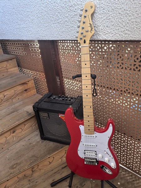 6в1 комплект Fende Stratocaster электрогитара. Профессиональная ...