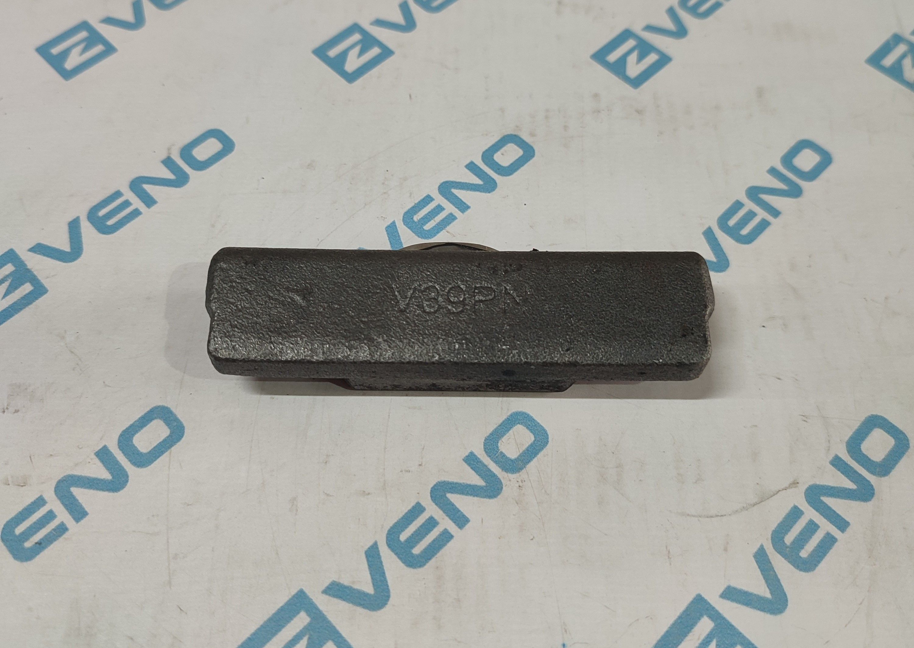 Крепёж коронки ковша палец V39PN AILI для экскаватора ESCO KOBELCO ...
