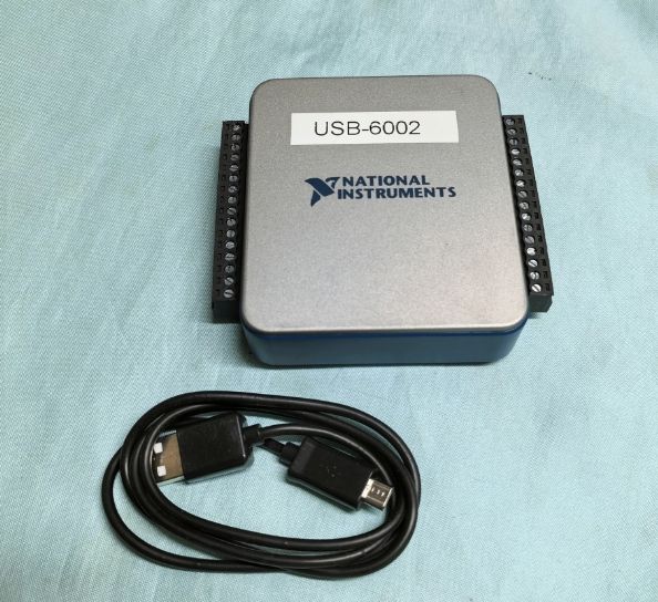 USB-6002 падручнуты афарбо ваецца новая арыг нальная ЗША NI DAQ карта ...