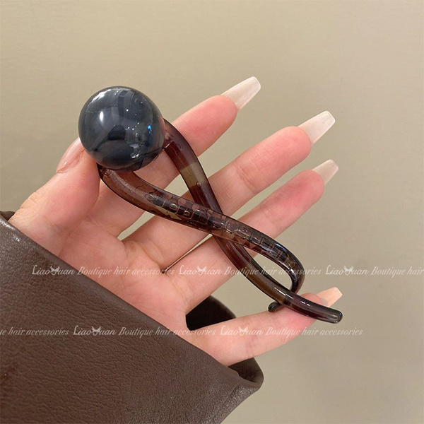 Miu Miu Заколка для волос купить на OZON по низкой цене (2869040477)