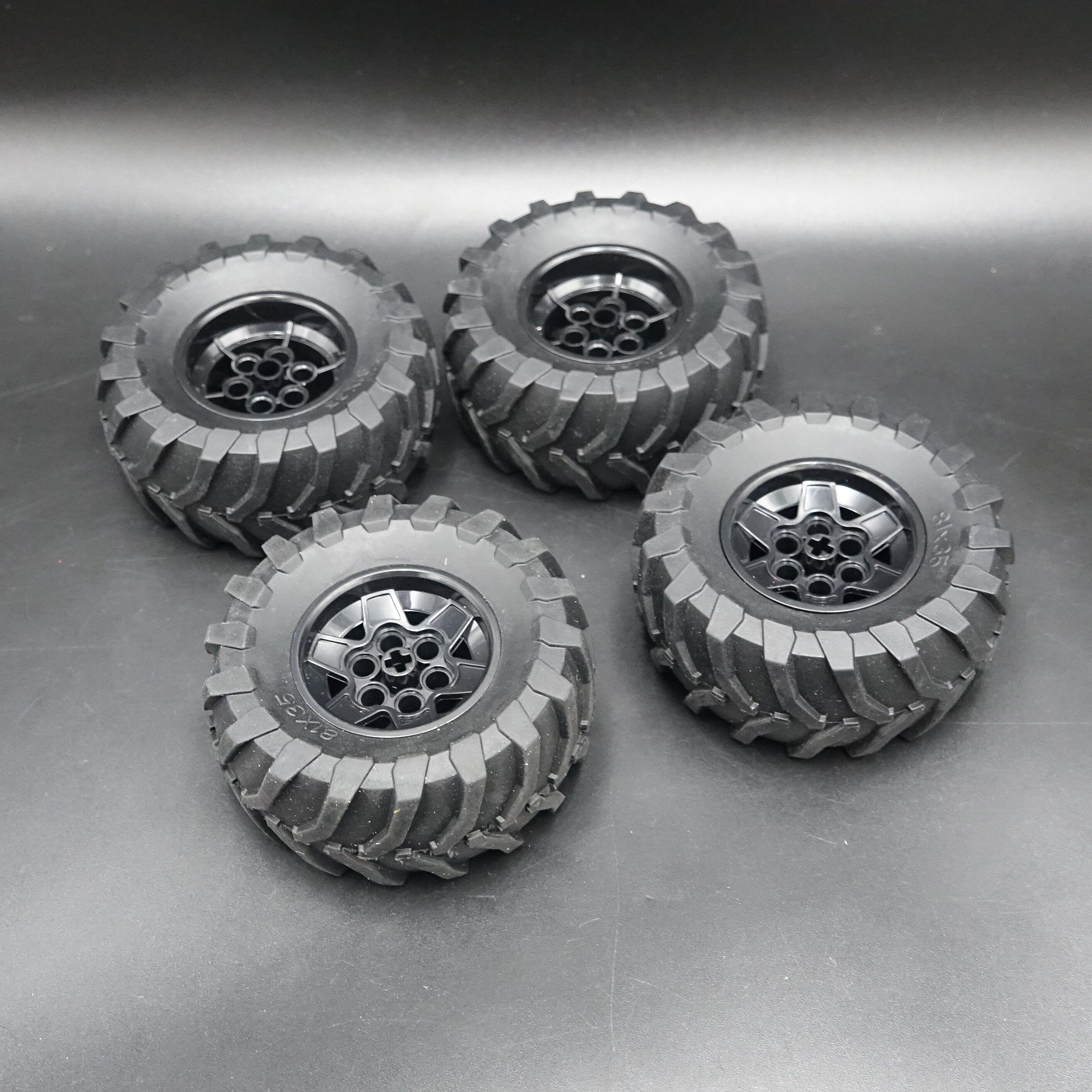 Диск с покрышкой, среднее тракторное колесо Technic 69912 Tire 81 x 35 ...