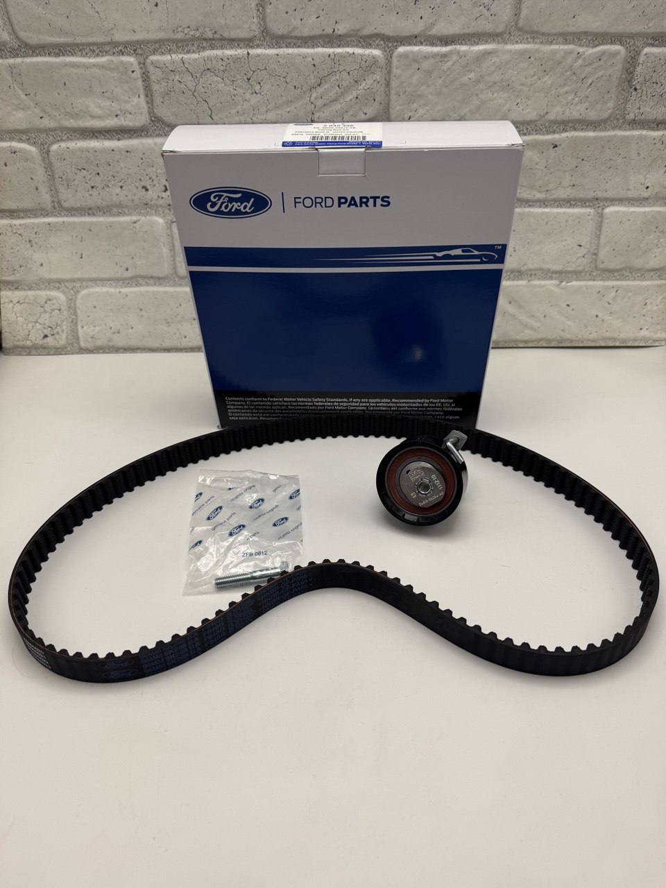 2045356 Оригинальный комплект ремня грм Ford купить на OZON по низкой ...