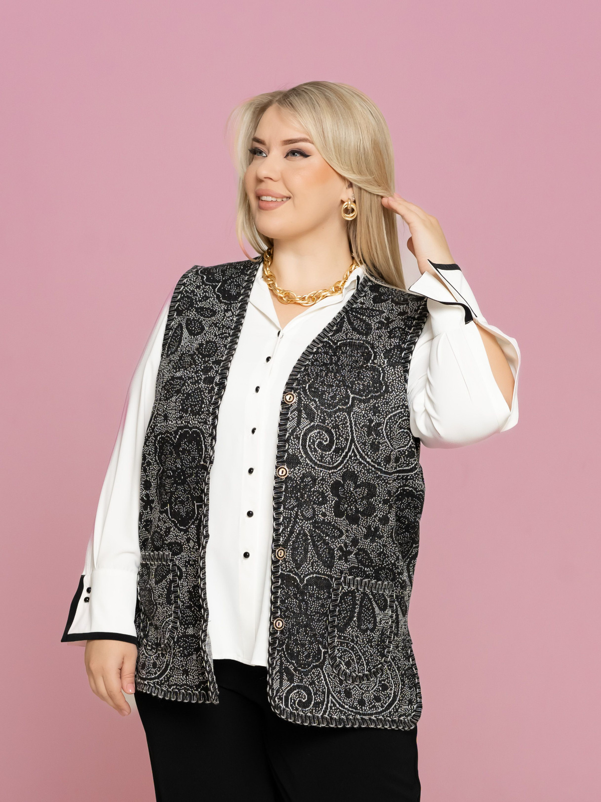 Жилет Женский SAFI&AMI Collection серый Трикотаж, размер 48 Карманы прямой трикотажный Пуговицы ...