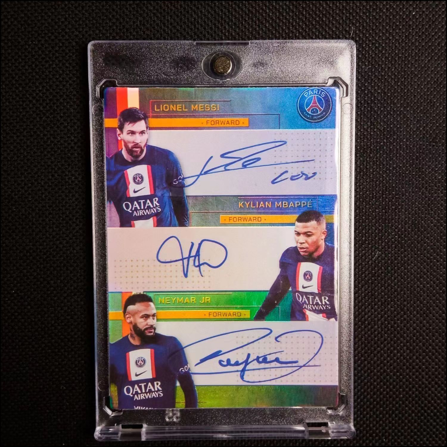 Новая модельНовый комплект Topps x PSG с тройным автографом Месси ...