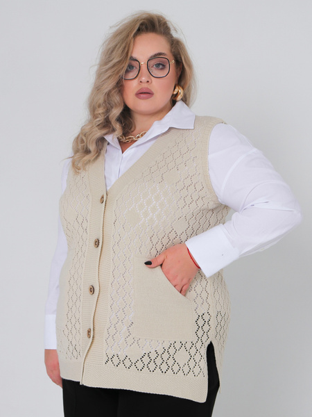 Жилет Женский SAFI&AMI Collection бежевый лайт Трикотаж, размер 60 Декоративные пуговицы ...