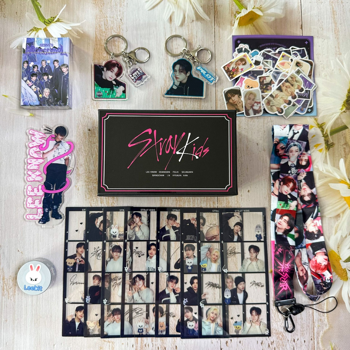 Подарочный набор Stray Kids FELIX: периферия, закладка, маленькая ...