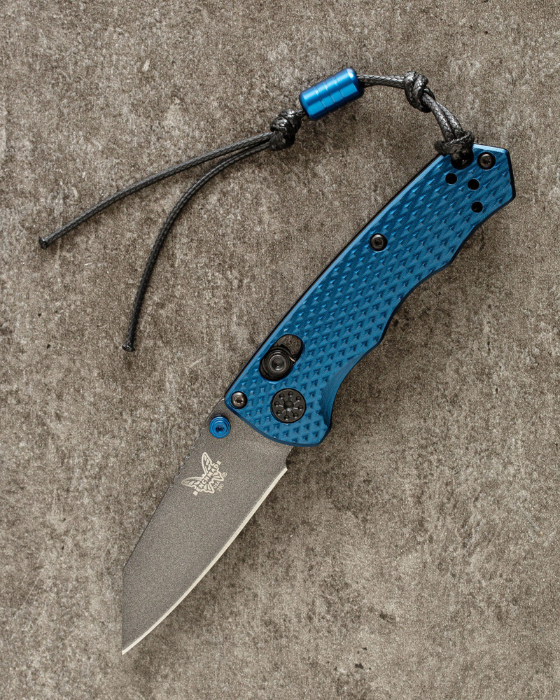Складной нож Benchmade FULL IMMUNITY Crater Blue Aluminum (синий ...