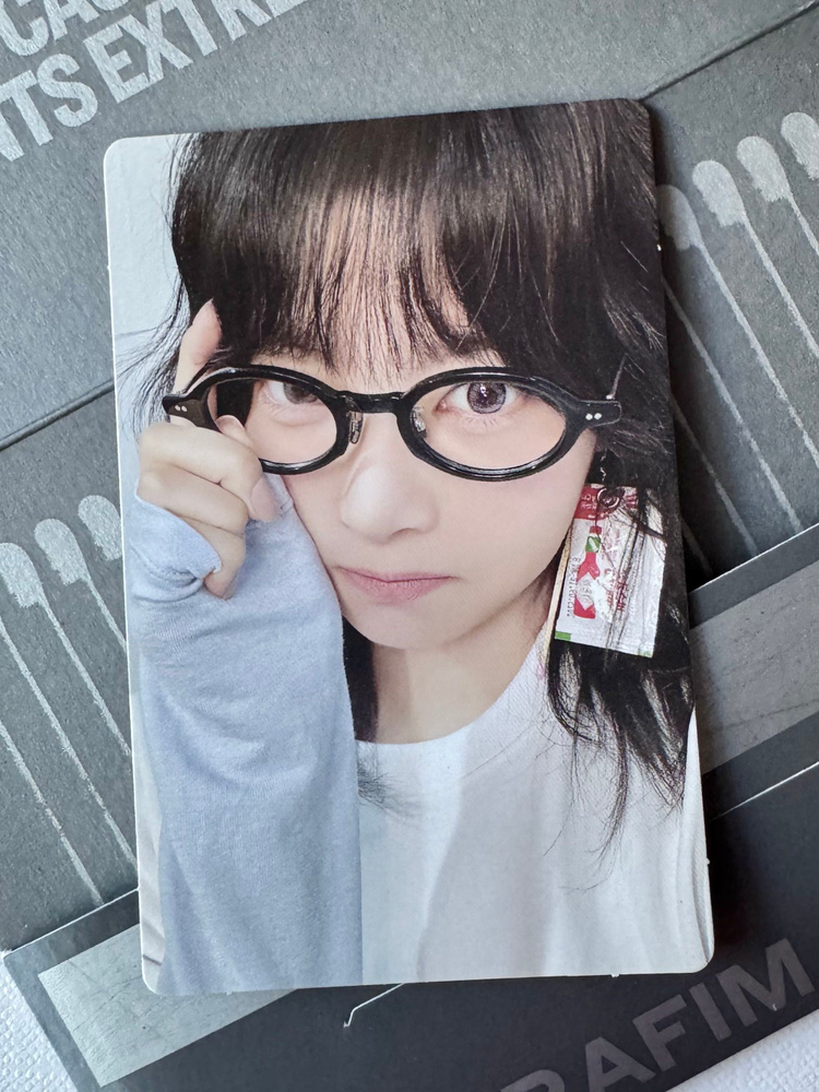 Официальная фотокарта Le Sserafim weverse Hot Eun Chae Ынче купить на ...