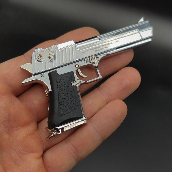 Черный съемный брелок в виде пистолета Desert Eagle 1:3 купить на OZON ...