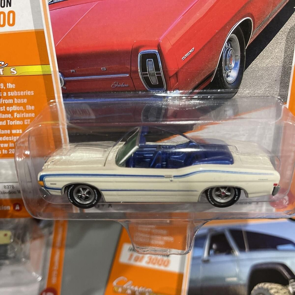 Модель для сбора автомобилей Johnny Lightning 1/64 JL A3 1968 Ford Fairlane Torino GT ...