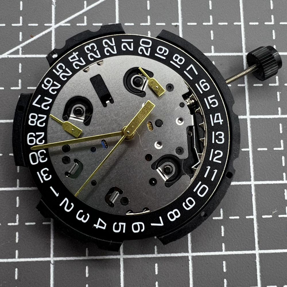 Чёрные часы ETA G10.212 с кварцевым механизмом и датой на 4.5 купить на ...