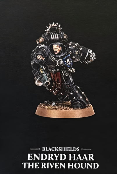 Warhammer 30k Миниатюры / Blackshields / Endryd Haar, the Riven Hound ...