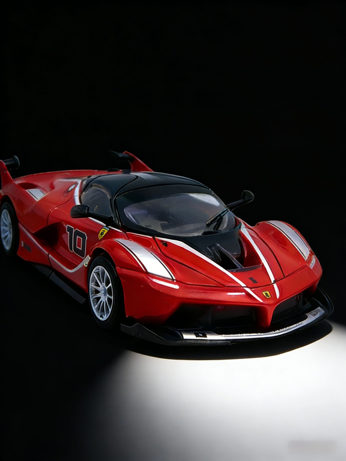 Burago/Модель Ferrari FXXK/модель из сплава 1:64 купить на OZON по ...