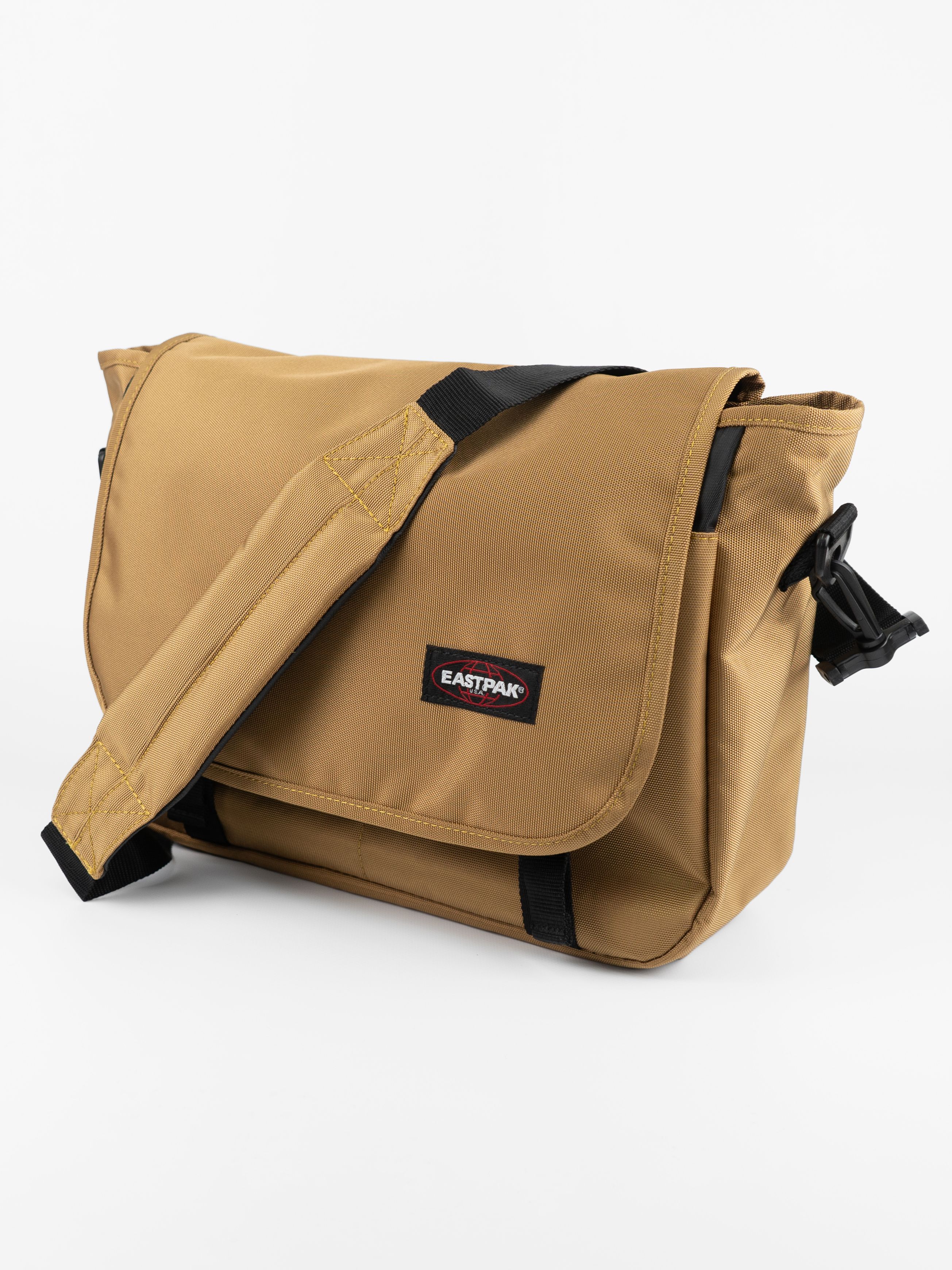 Сумка мессенджер на плечо Eastpak Jr песочная 11,5л купить на OZON по ...
