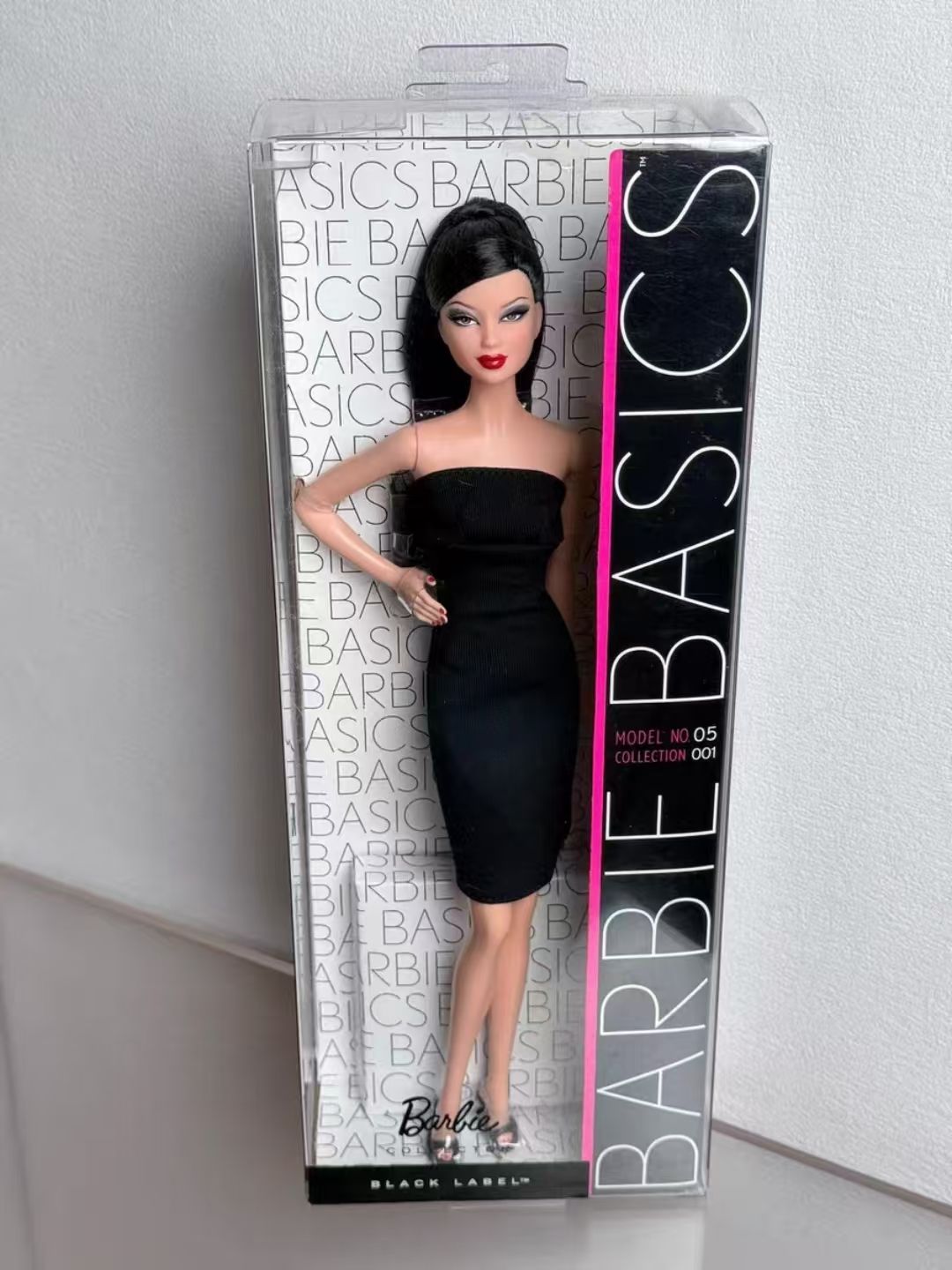 Barbie Collector,Black Label Barbie Basics Model 05 Collection 001 ...