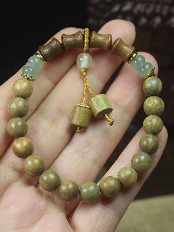 Браслет 8 мм из Ароматного зеленого сандала с нефритом Браслет