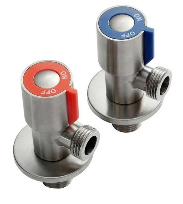 Комплект угловых вентилей (кран-букса) с красной и синей ручкой НР 1/2" x НР 1/2" (с отражателем ...