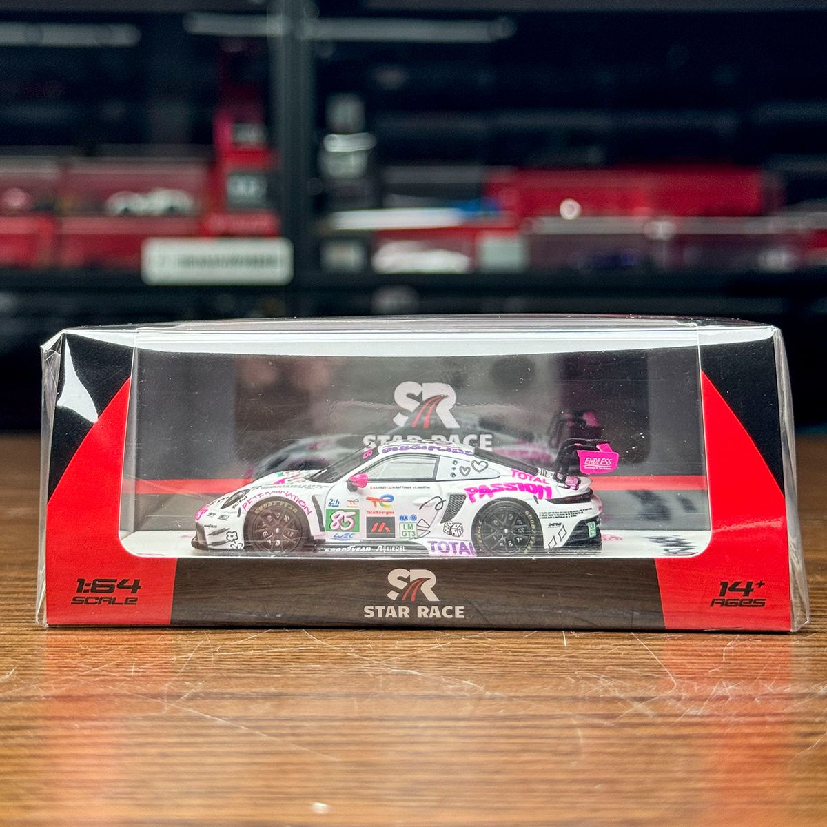 Машинк Star Race SR 1:64 Porsche 992 GT3 R IRON DAMES PINK купить на ...