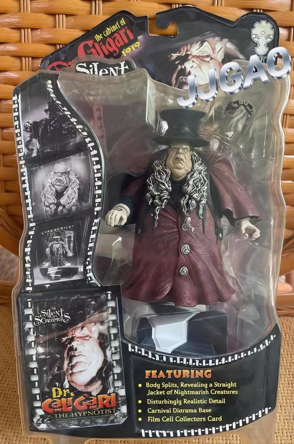 фигурки Mezco Toys, Silent scream: Dr.Caligari The Hypnotist, 6-inch ...