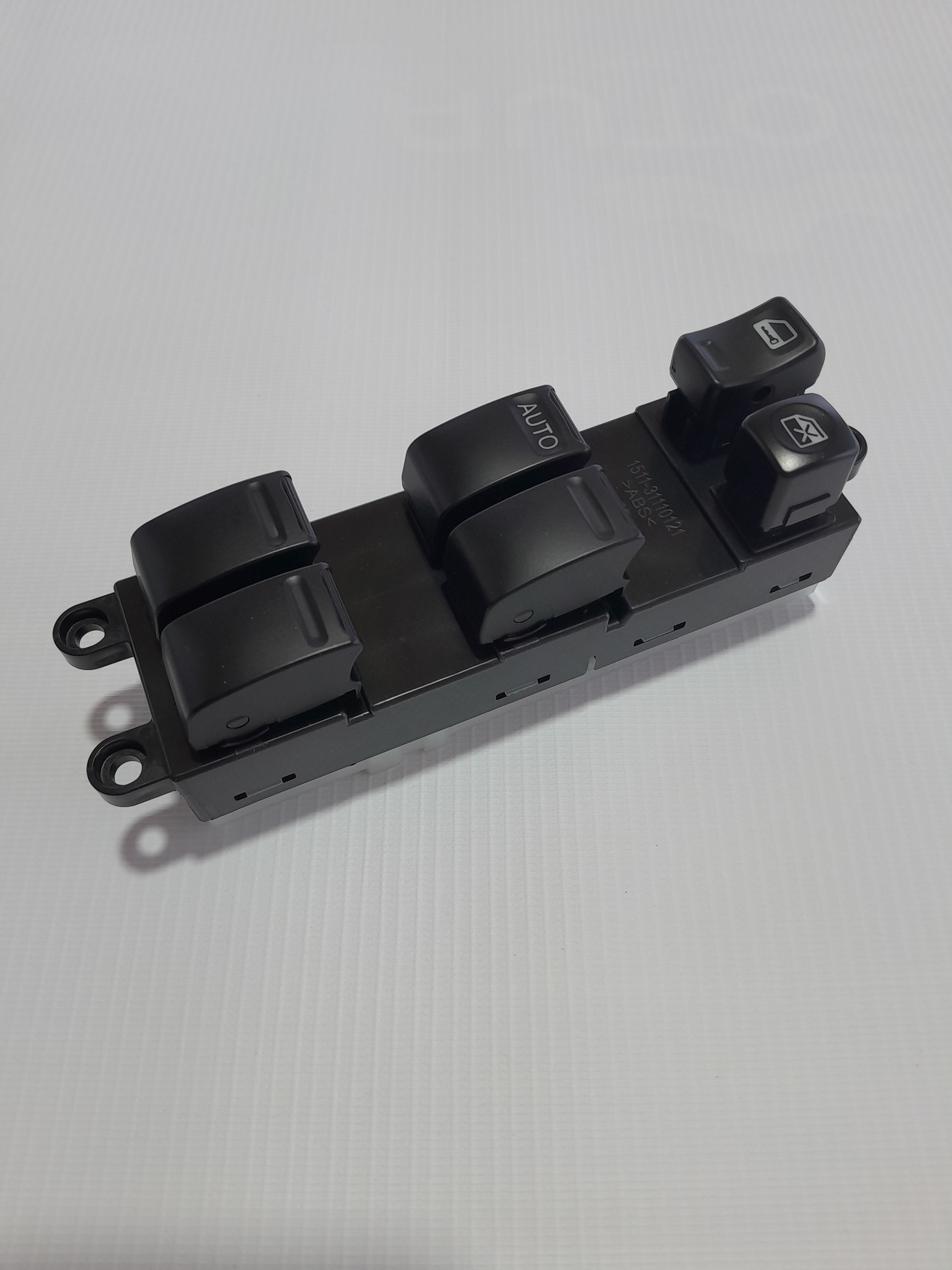Блок кнопок стеклоподъёмников Subaru Forester S11 SG5 арт. 83071-SA140 ...