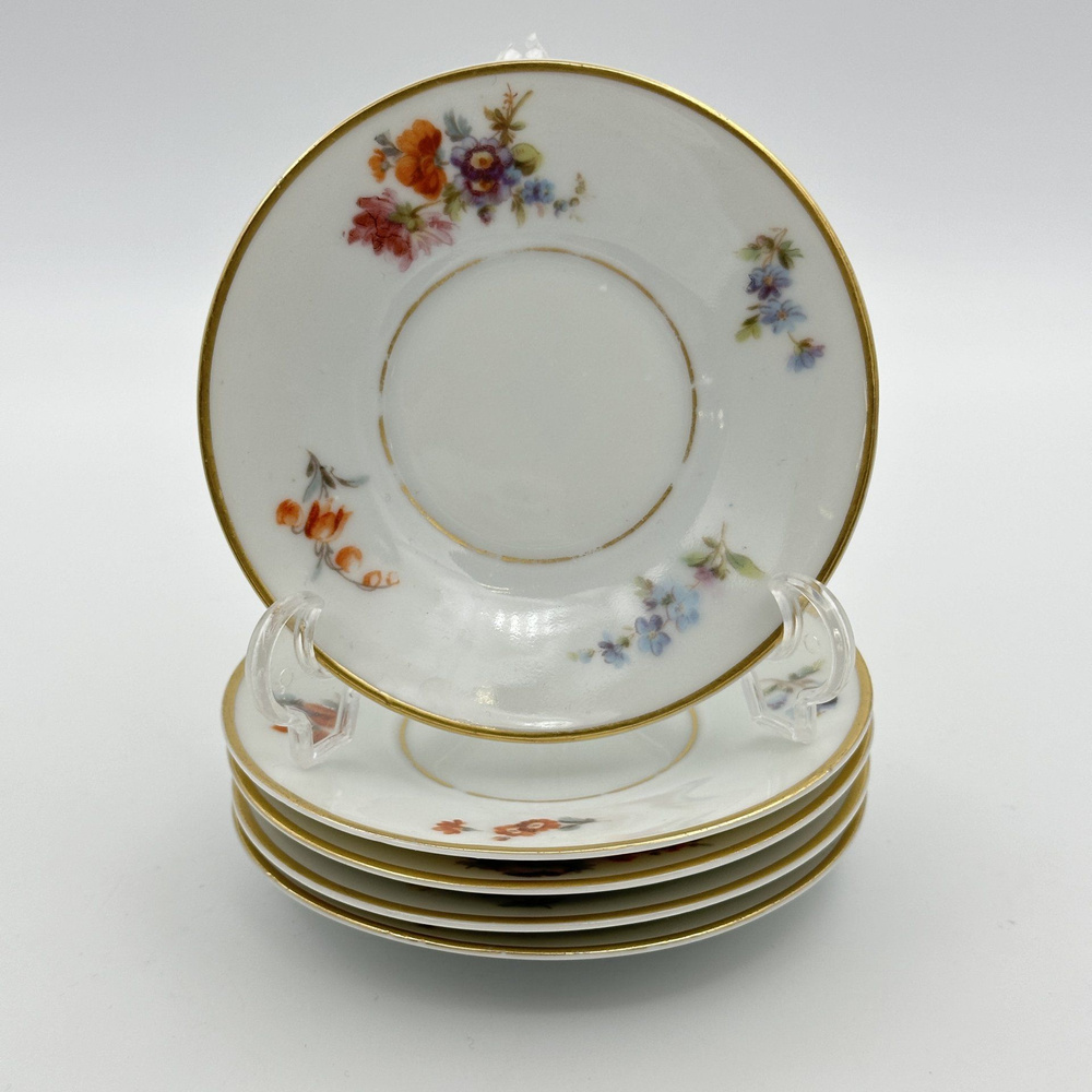 Набор блюдец-розеток на 5 персон, украшенных цветочным декором ...