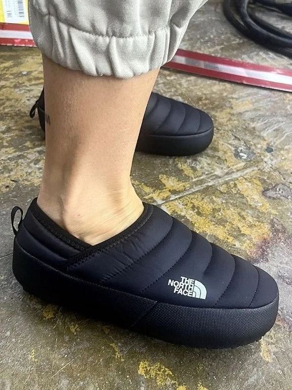 Дутики Мужской The North Face черный EVA Зима Без застёжки 8 Китай ...