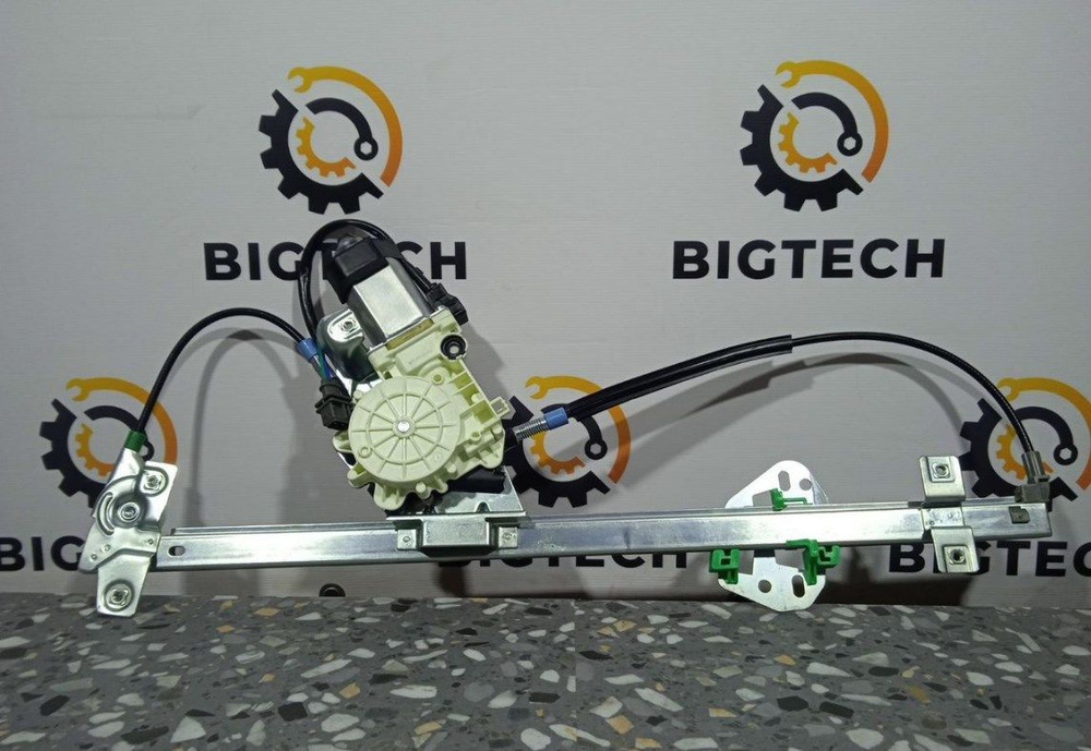 Стеклоподъемник правой двери Mercedes Atego A9737200446 Atego Axor ...