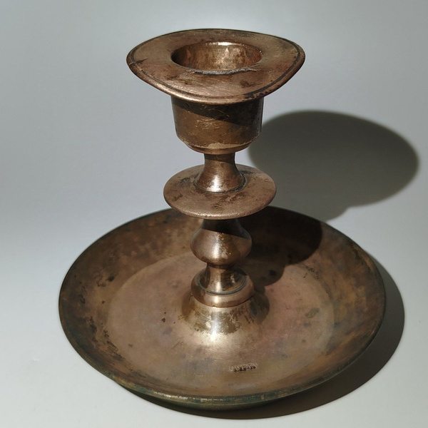 Подсвечник винтажный на одну свечу, на круглом основании, латунь, Российская империя, 1890-1915 ...