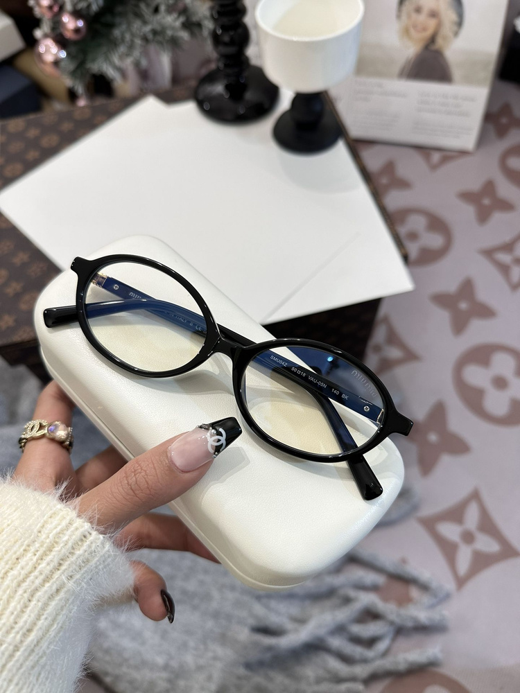 Miu Miu Очки солнцезащитные купить с доставкой по выгодным ценам в