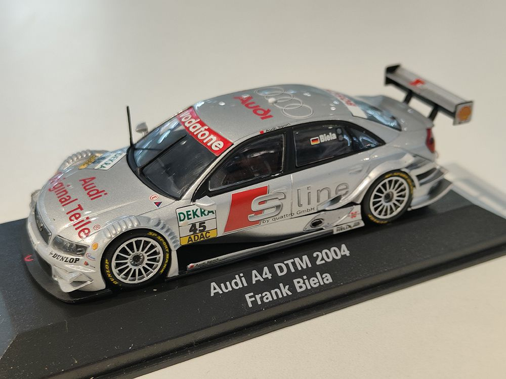 Модель коллекционная Audi A4 dtm 2004 frank biela #45 серебристый (бокс ...